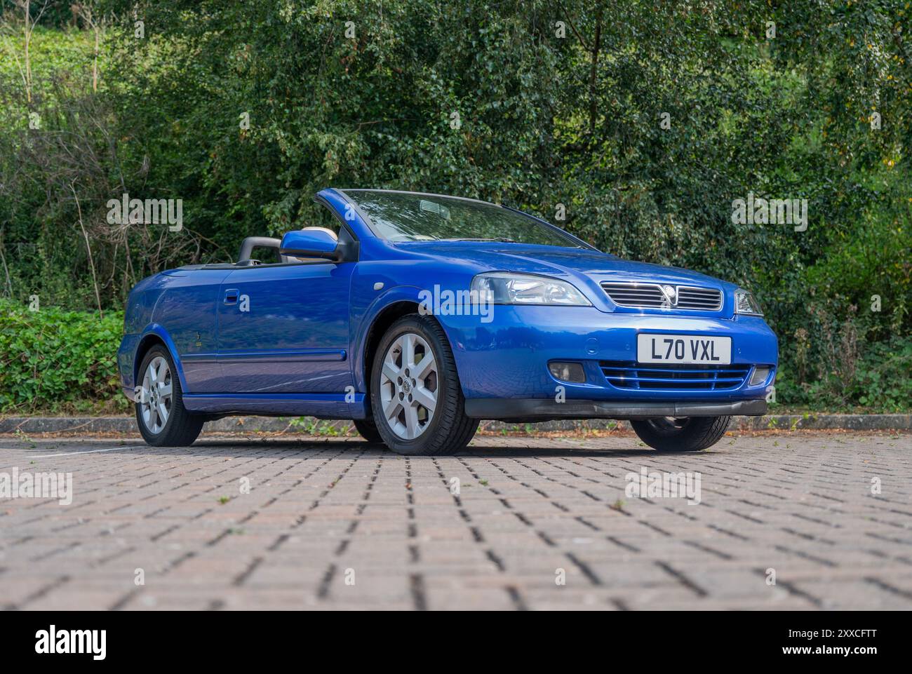 Vauxhall astra mk4 hi-res stock photography and images - Alamy