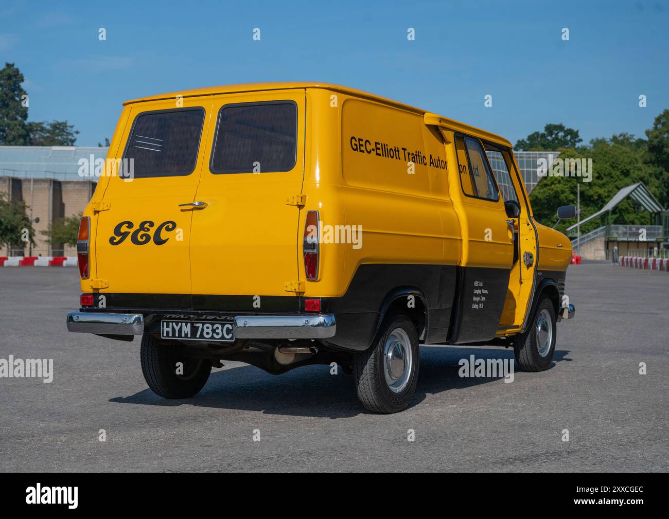 1965 Mk1 Ford Transit van, classic commercial vehicle Stock Photo - Alamy