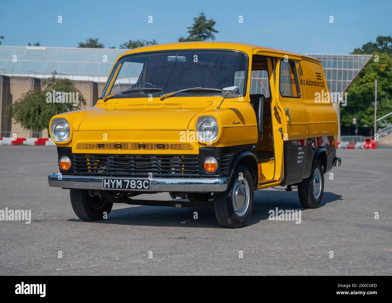 1965 Mk1 Ford Transit van, classic commercial vehicle Stock Photo - Alamy