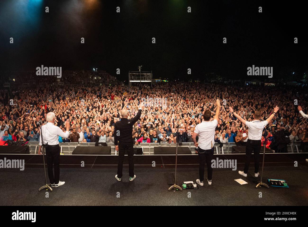 (left to right) Status Quo's keyboard and guitarist Andy Bown, lead ...