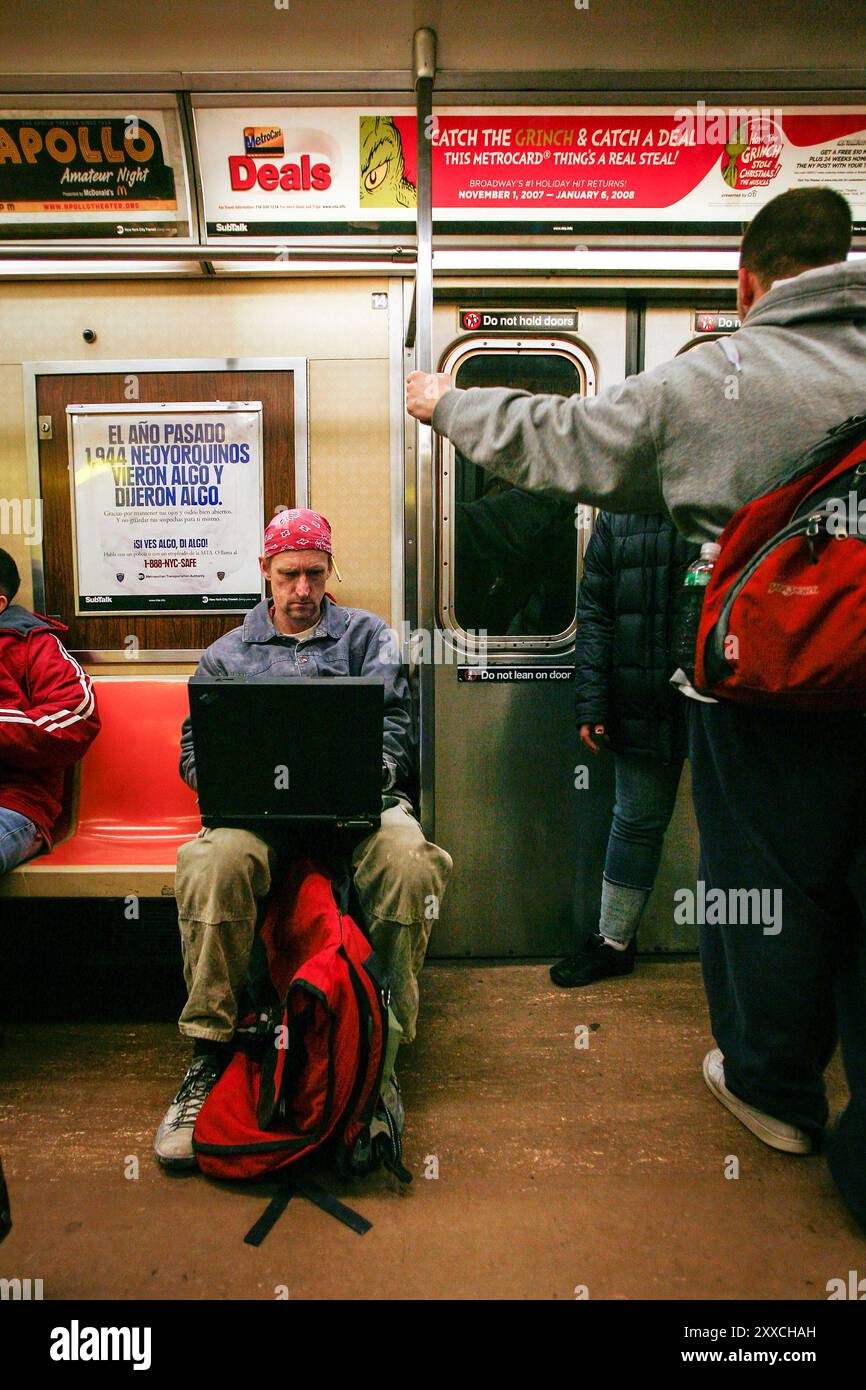 Riding train to manhattan hi-res stock photography and images - Alamy