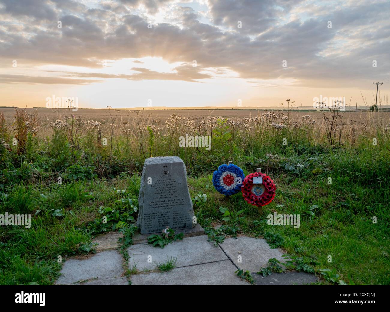 Memorial to WW2 the crew of Lancaster bomber PB476, shot down over ...