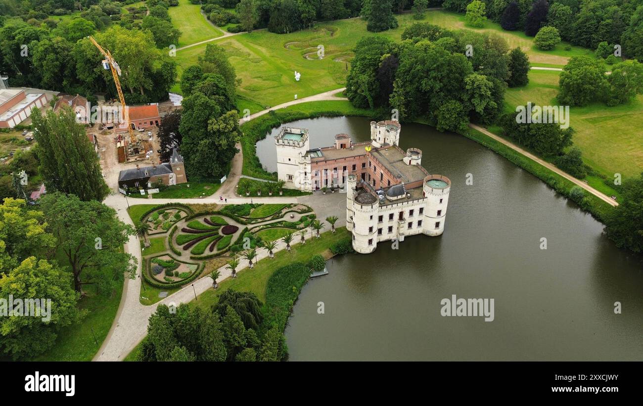 Kasteel van bouchout hi-res stock photography and images - Alamy