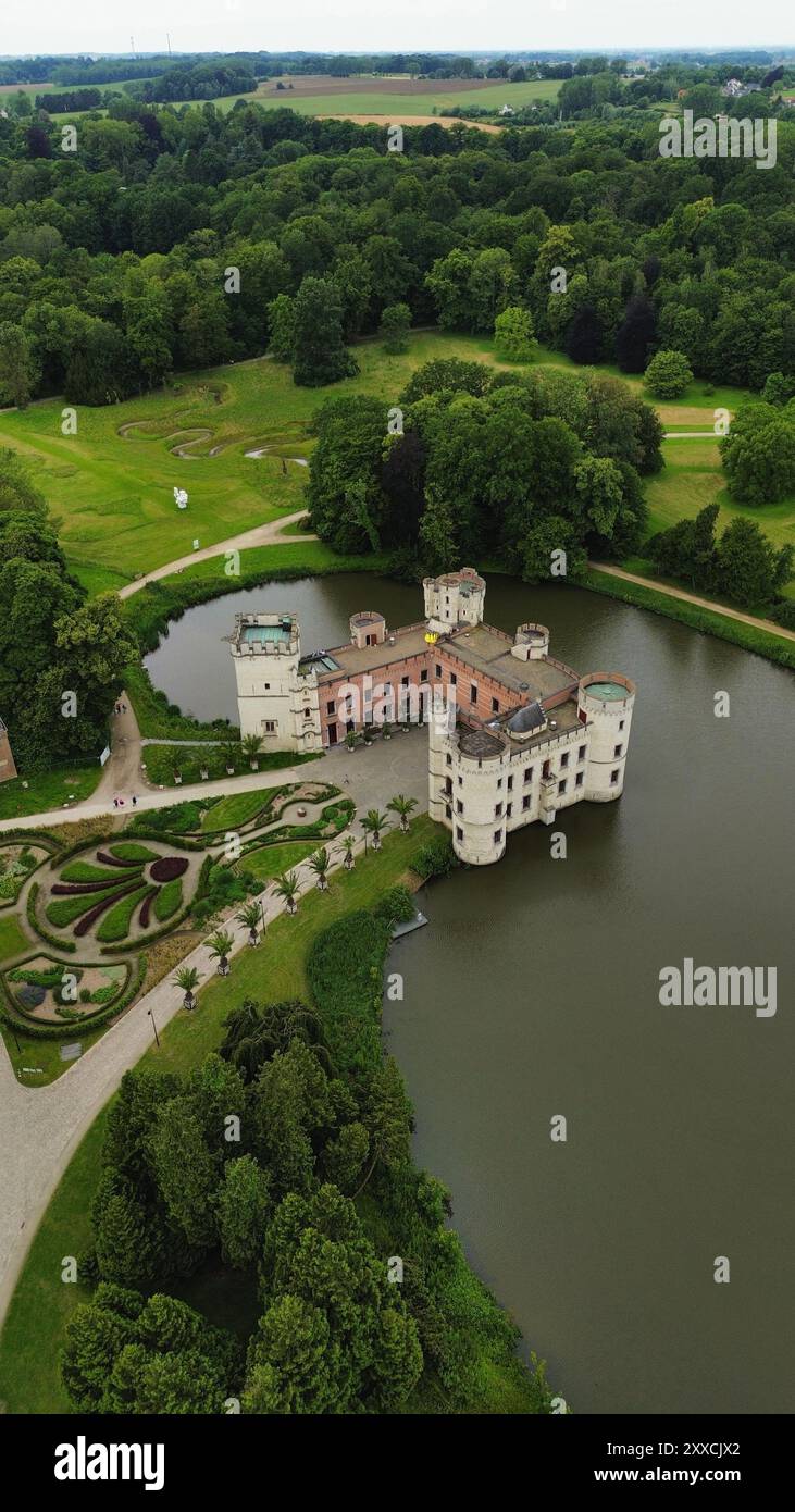 Drone photo kasteel van bouchout hi-res stock photography and images ...