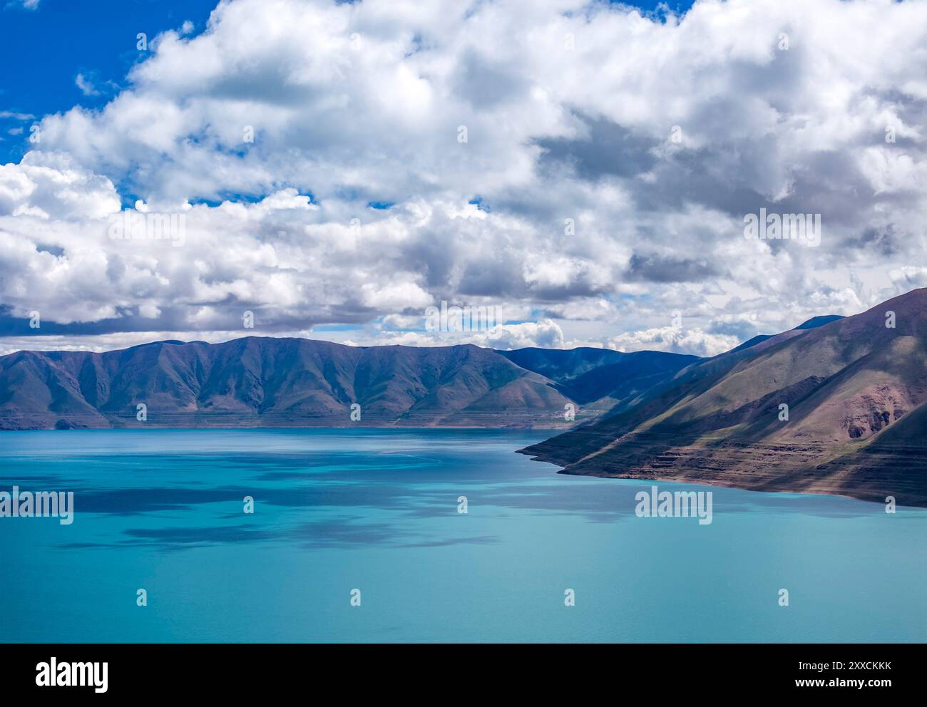 Nagqu, China. 24th Aug, 2024. NAGQU, CHINA - AUGUST 23, 2024 - Aerial ...