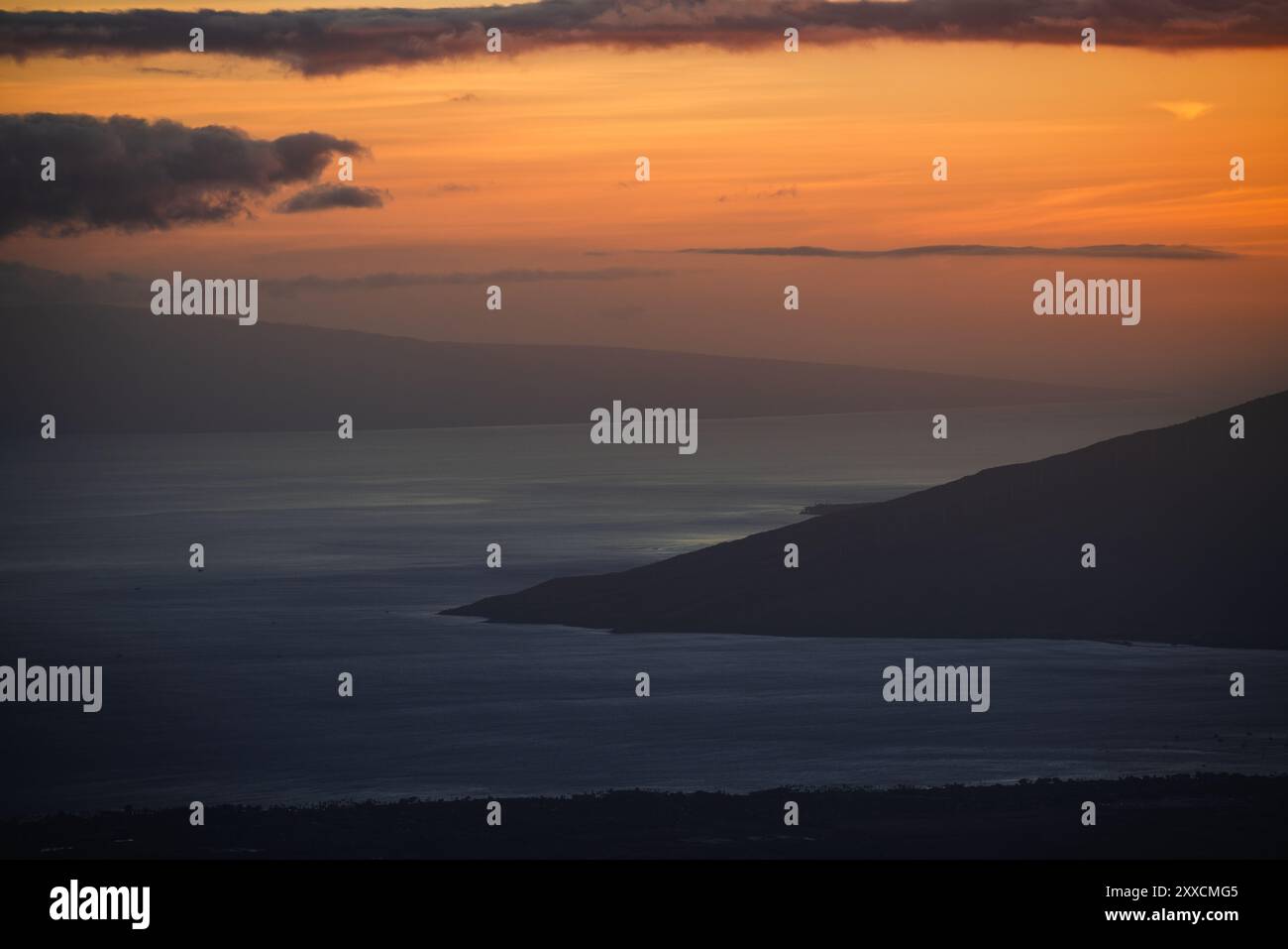 Hawaiian Sunset over Maui Stock Photo - Alamy