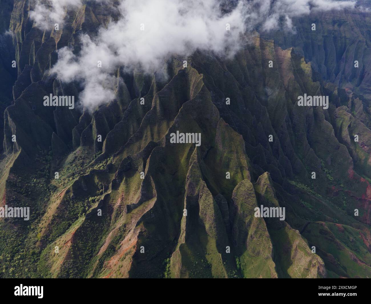 The Cathedral Cliffs of the Na Pali Coast of Kauai Stock Photo - Alamy