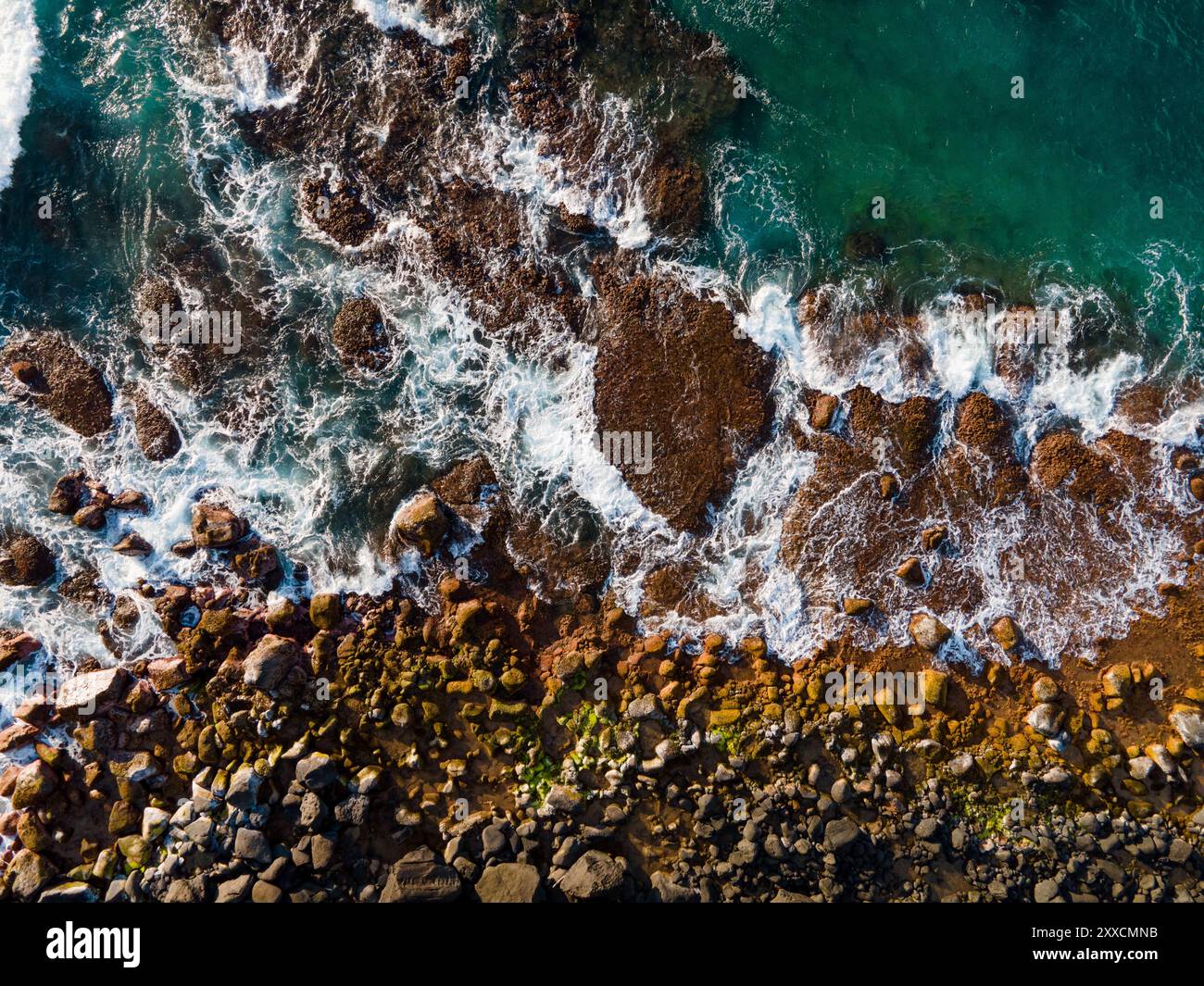 Lava rock shores hawaiian islands hi-res stock photography and images ...