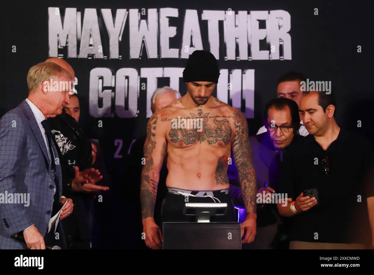 Boxer john gotti iii hi-res stock photography and images - Alamy