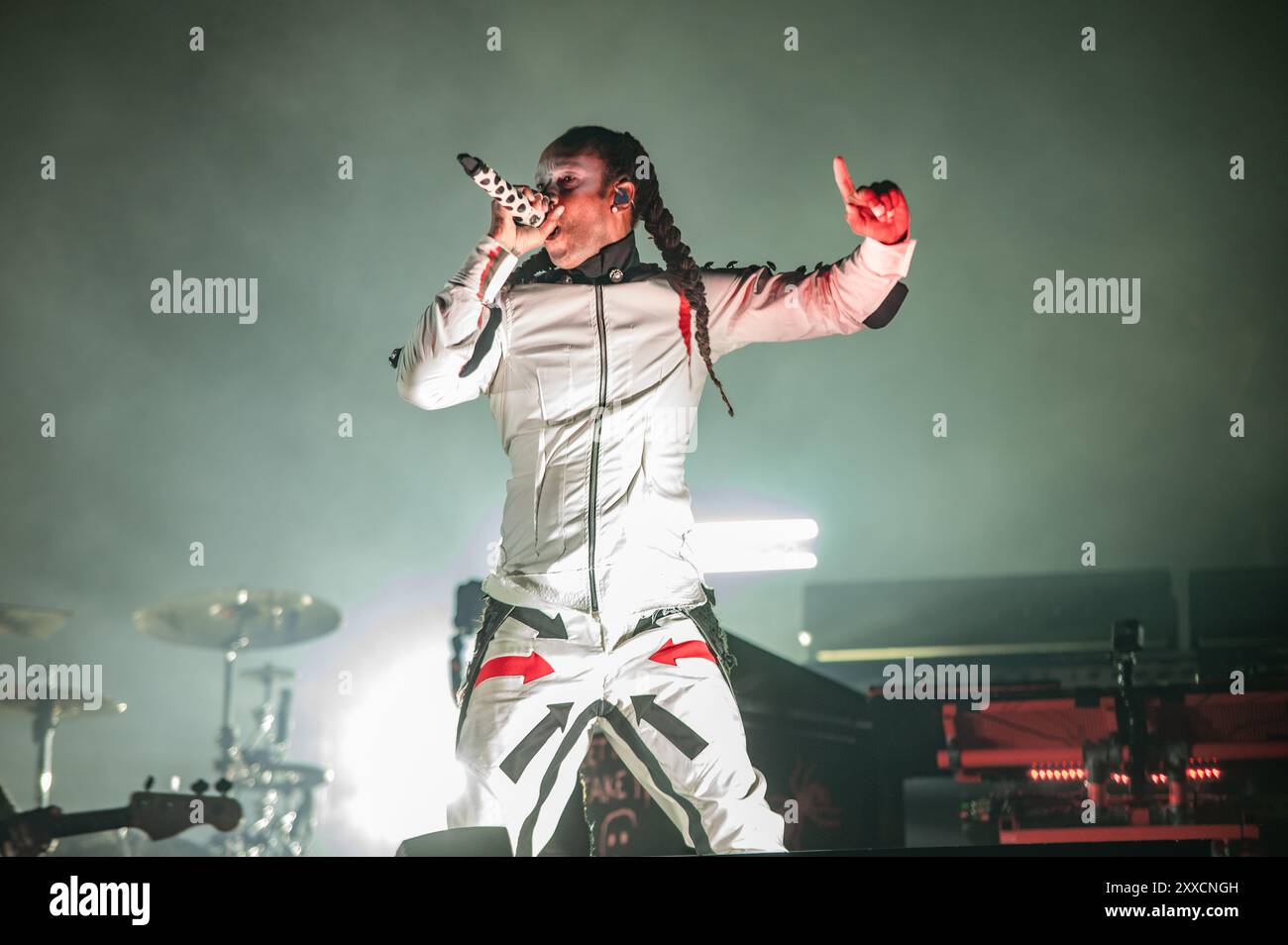 The prodigy reading hi-res stock photography and images - Alamy