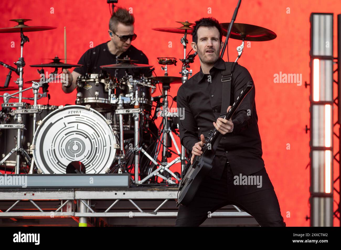 Main stage sawka and rob swire hi-res stock photography and images - Alamy