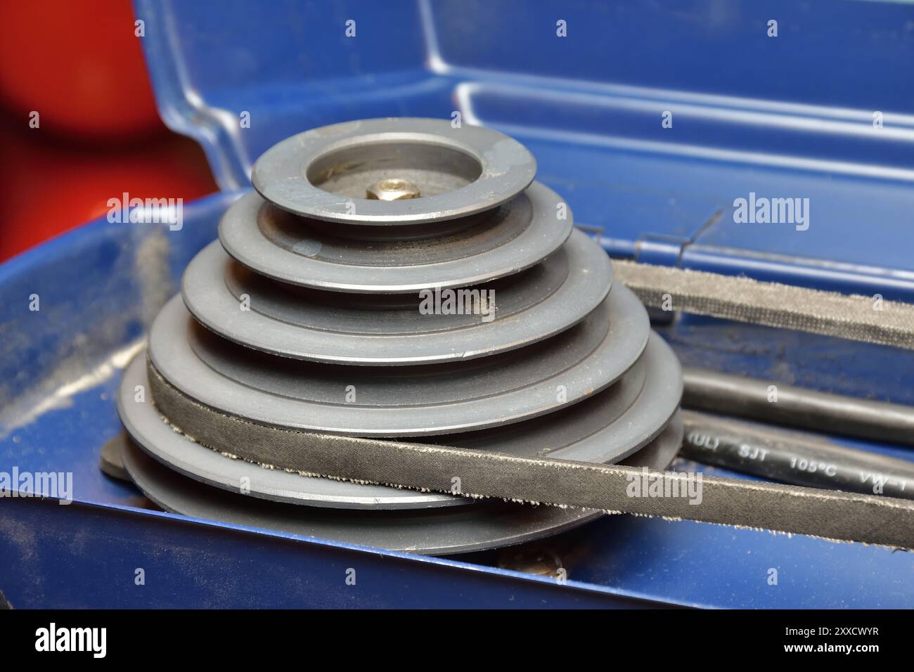 Drill press power transmission. V belt and sheaves. Multiple diameter ...