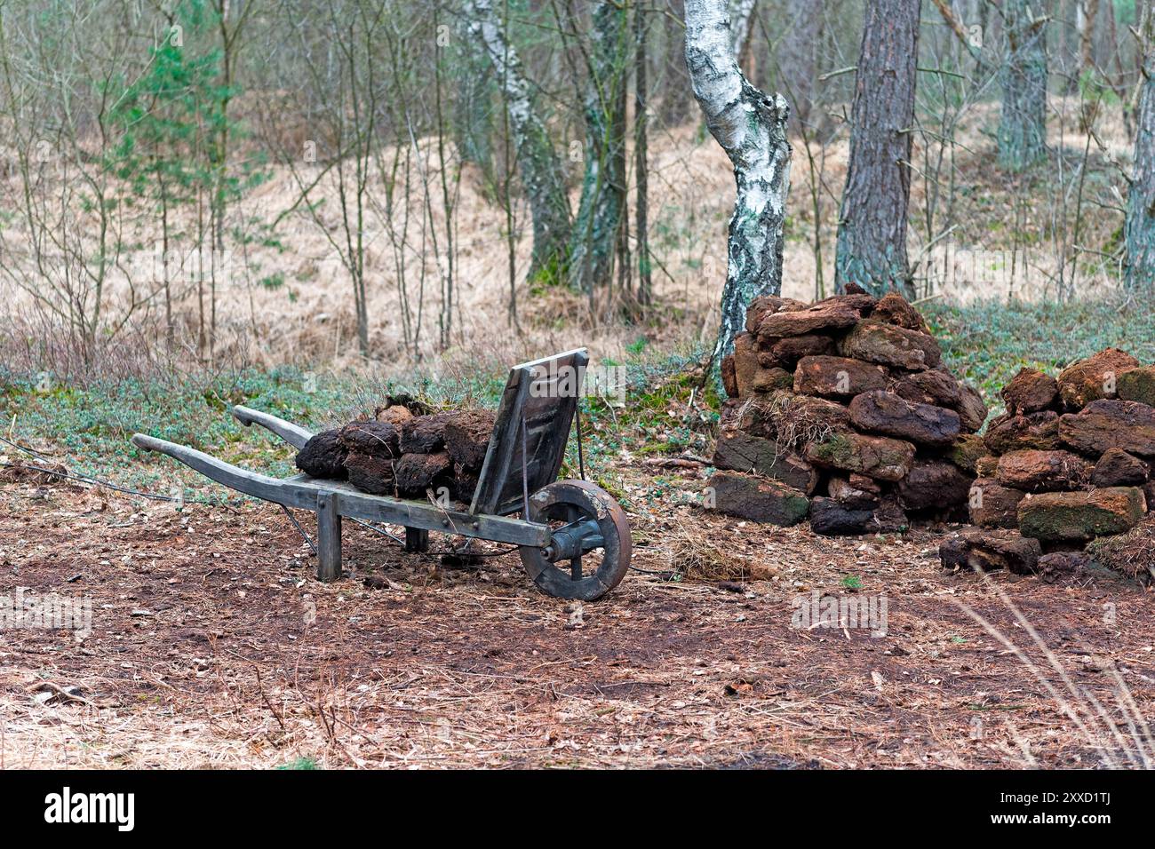 Stacked peat bales hi-res stock photography and images - Alamy