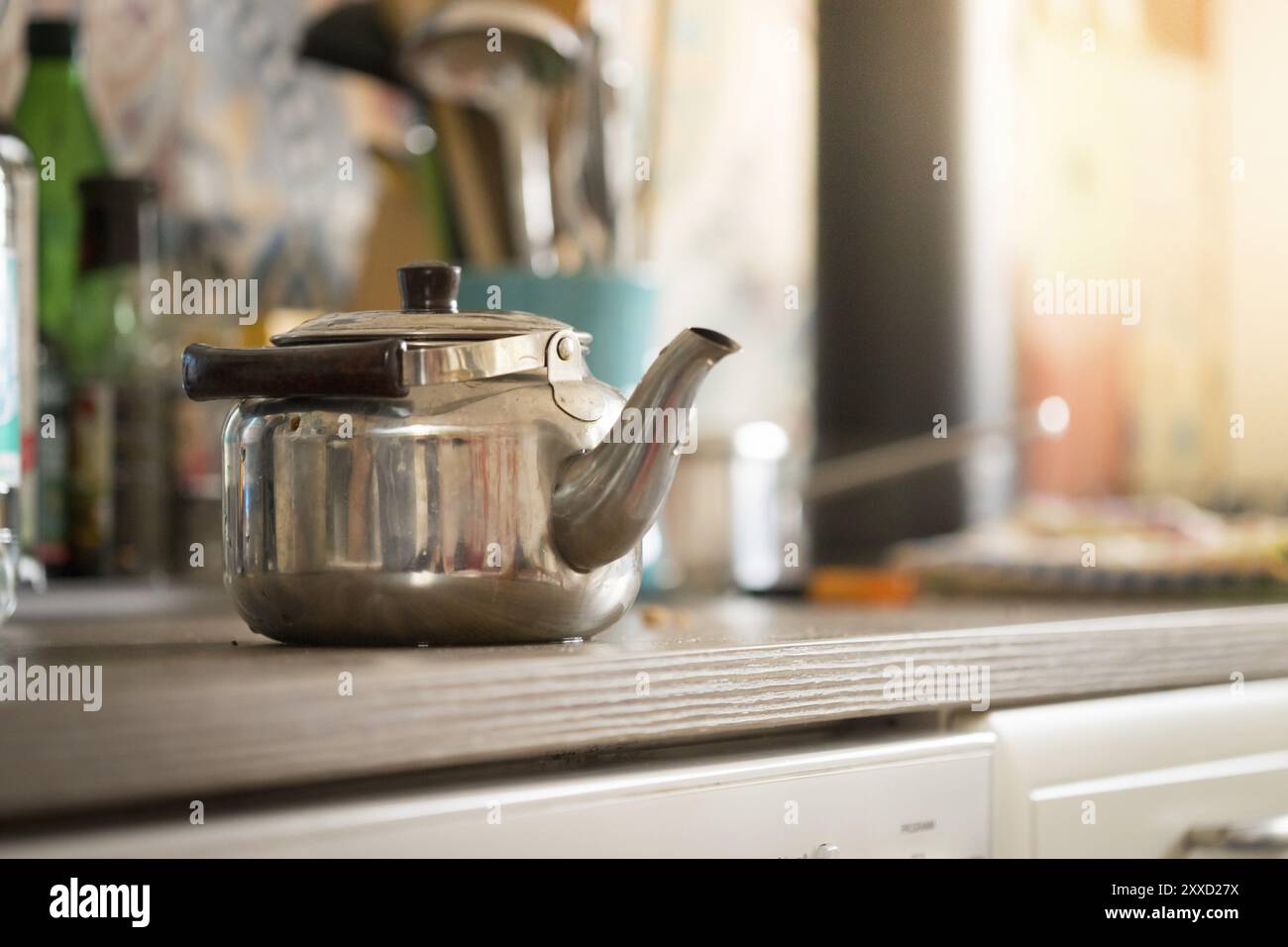 Rustic metal dish hi-res stock photography and images - Alamy