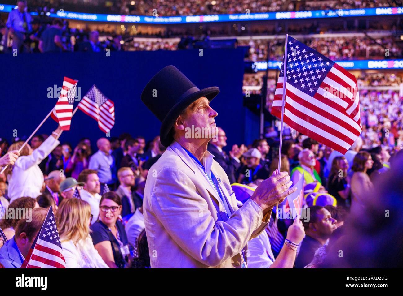 Chicago, United States. 22nd Aug, 2024. A delegate wearing a top hat ...