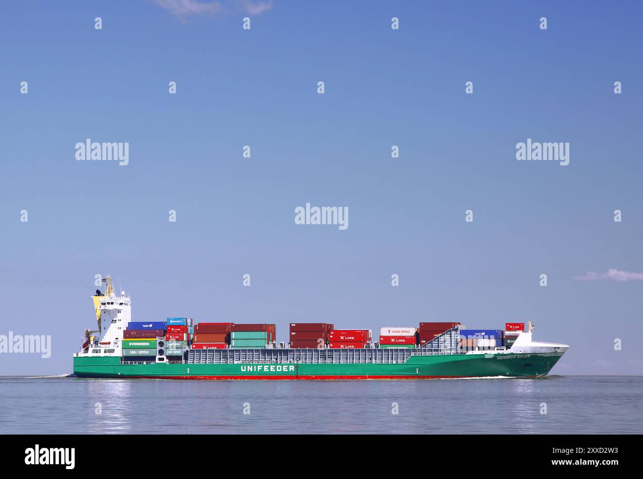 Cargo ship Heinrich Ehler on the Elbe Stock Photo - Alamy