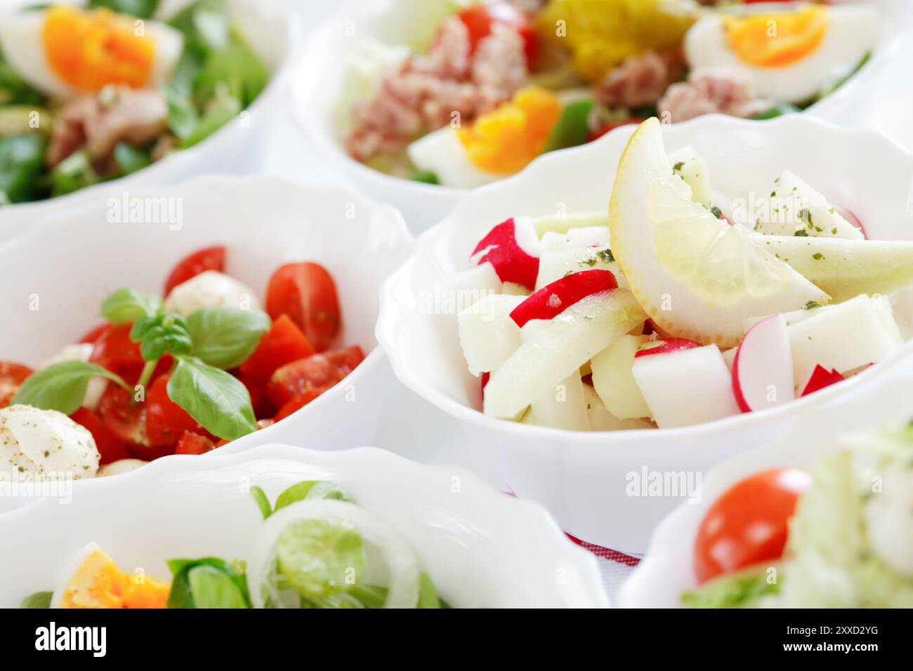 Small salads hi-res stock photography and images - Alamy