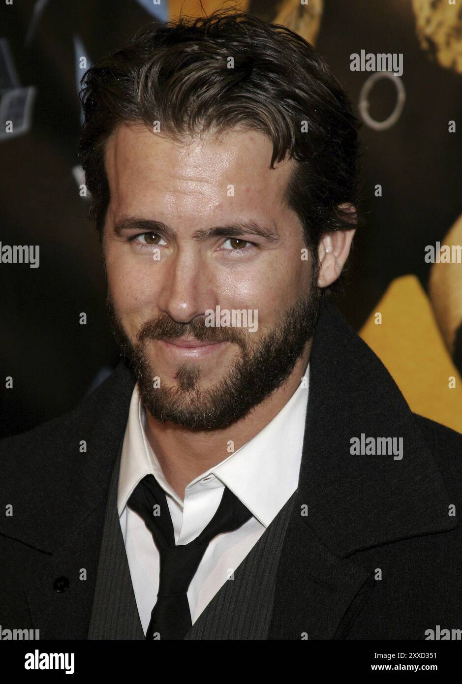 Ryan Reynolds at the World premiere of 'Smokin' Aces' held at the ...