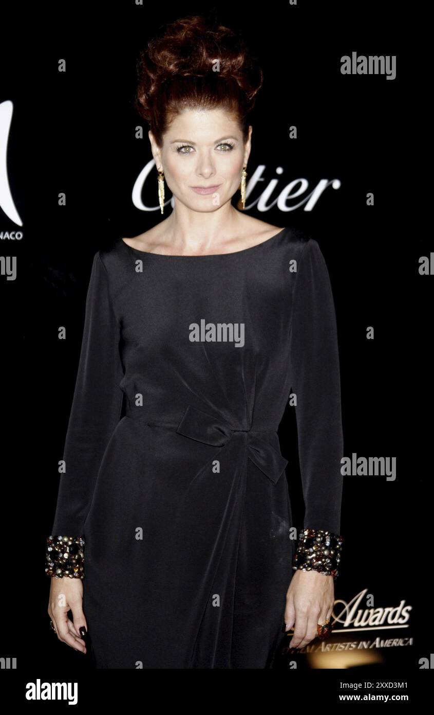 Debra Messing at the Rodeo Drive Walk of Style Award honoring Princess ...