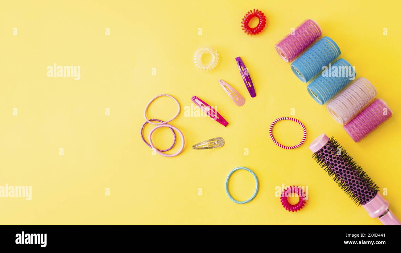 Comp hair accessories Stock Photo - Alamy
