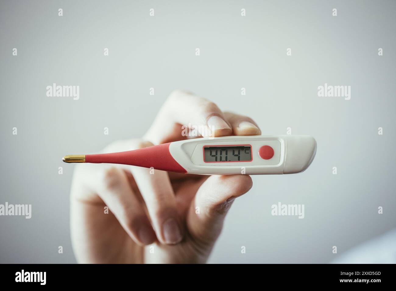 Show thermometer hi-res stock photography and images - Alamy