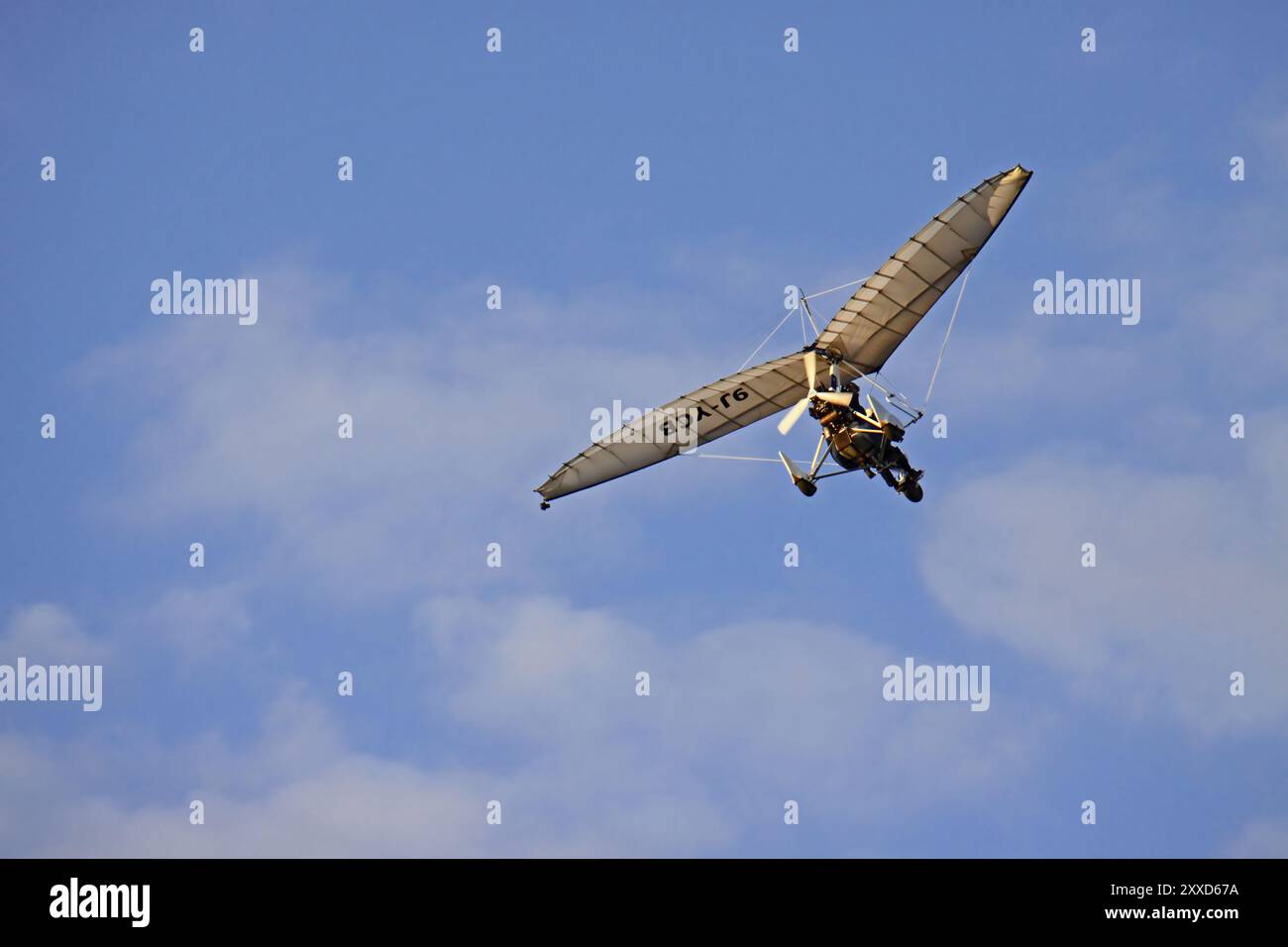 Ultralight aircraft 1 hi-res stock photography and images - Alamy