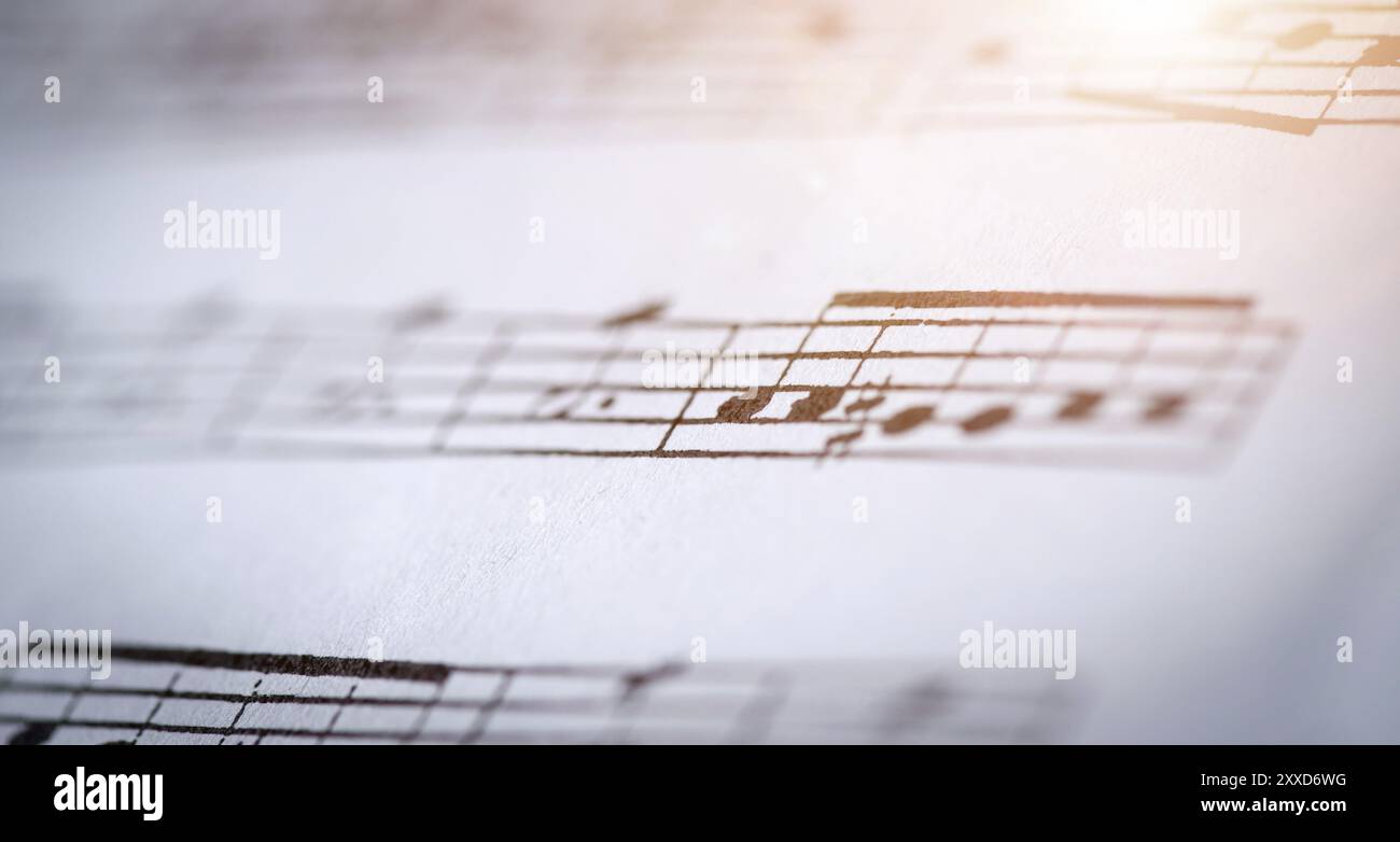 Sheet music book hi-res stock photography and images - Alamy