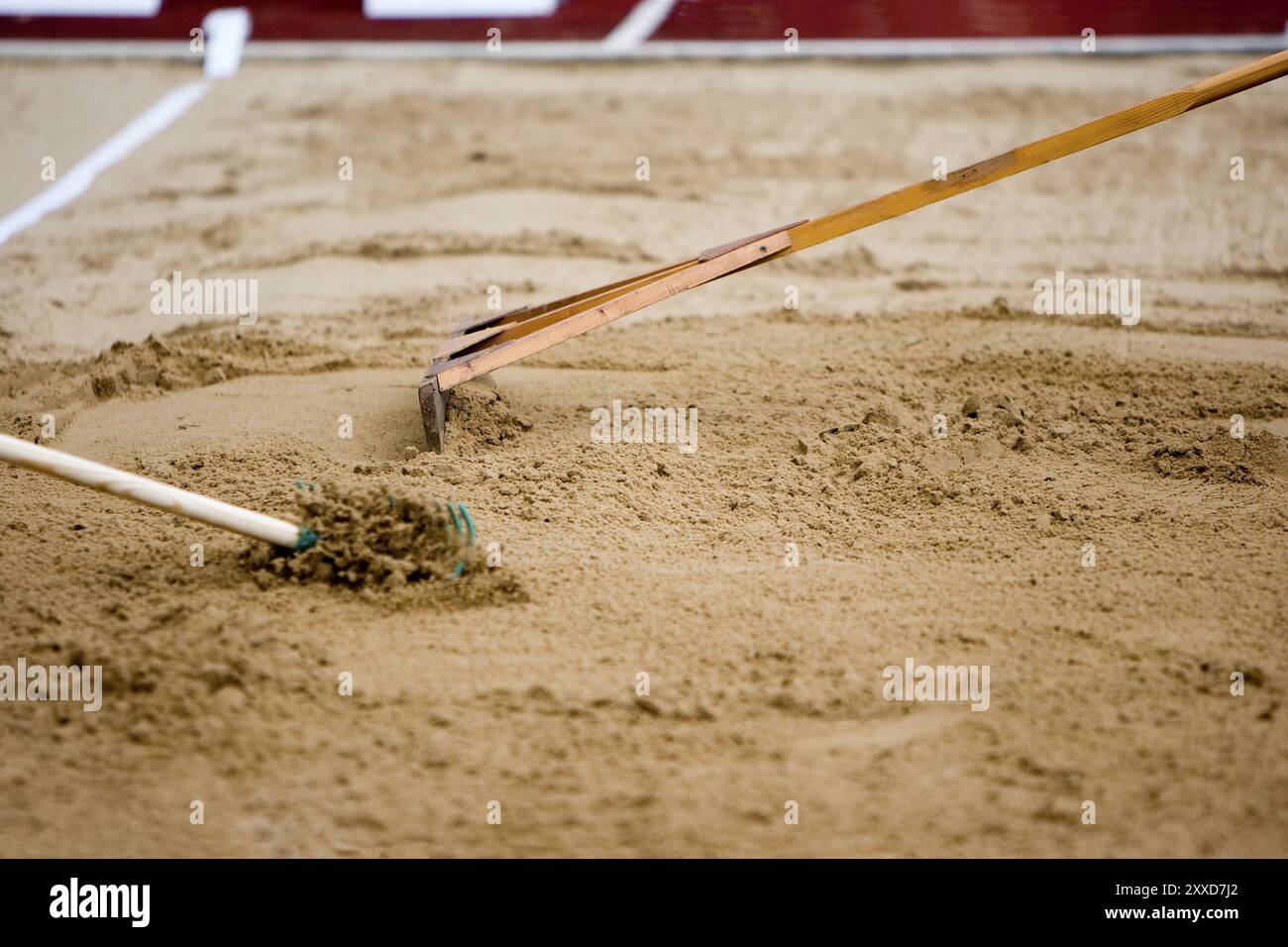 Jumping pit hi-res stock photography and images - Alamy