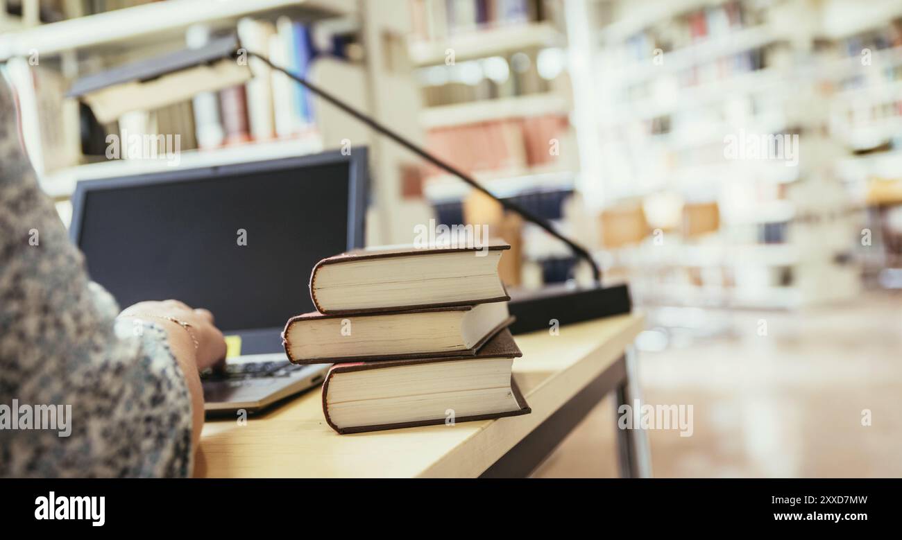Female student sitting workstation hi-res stock photography and images ...