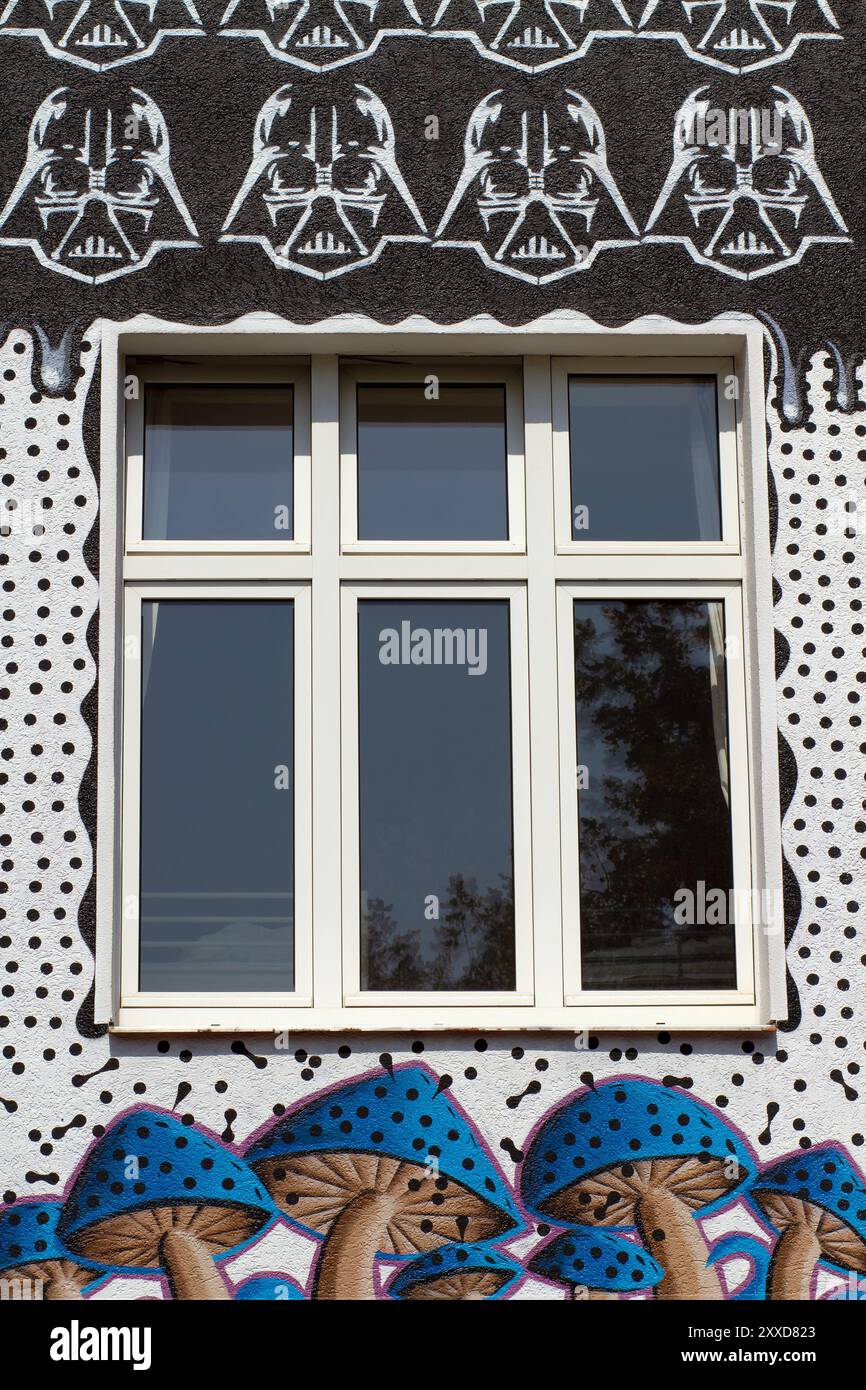 Window and wall painting in Berlin, Germany Window and wall painting in ...