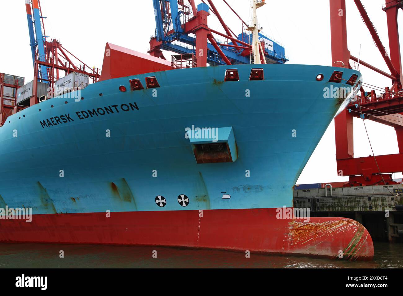 Maersk Edmonton in Hamburg, Maersk Edmonton landed in Hamburg, Germany ...