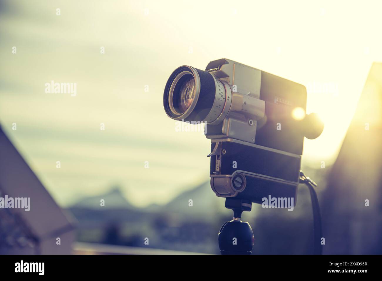 Old film camera outside hi-res stock photography and images - Alamy