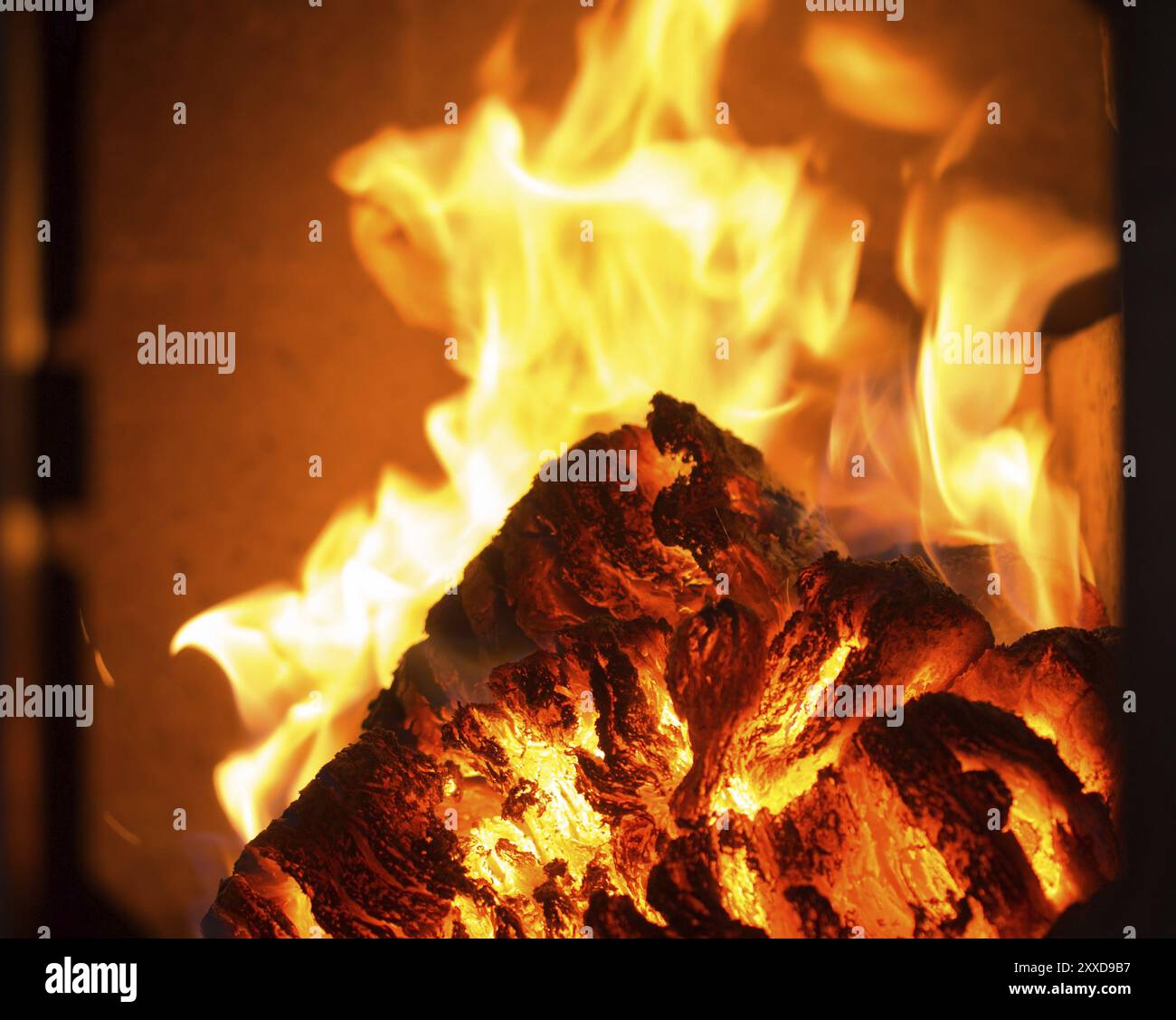 Burn flame blaze glow hi-res stock photography and images - Alamy