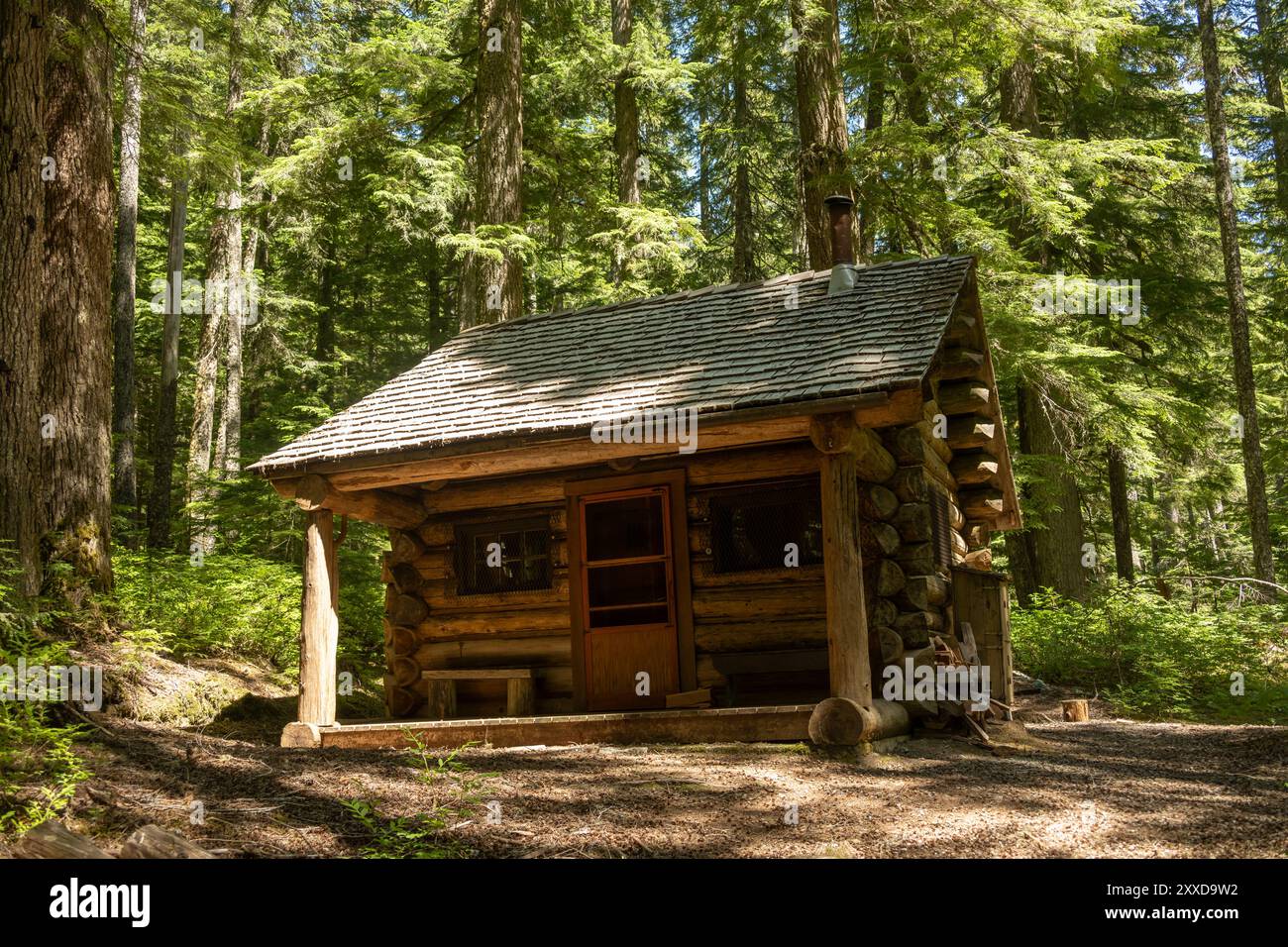 Patrol Cabin at Saint Andrews Trail in Mount Rainier National Park ...