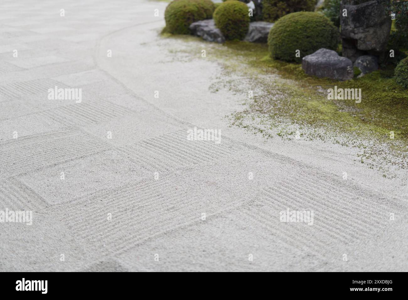 Detail of a checkered white gravel Zen garden at Kaizando hall of ...