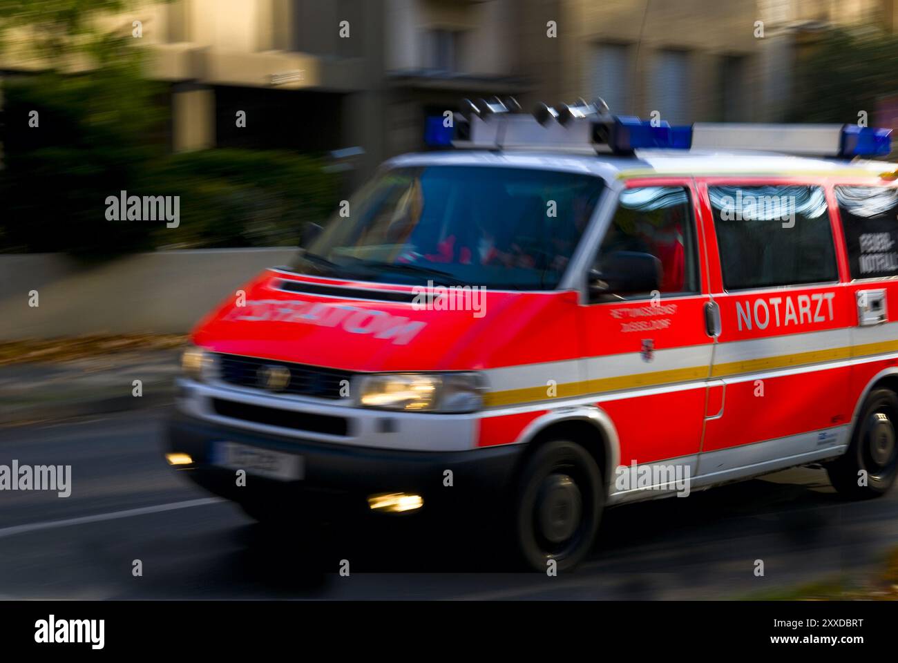 Emergency ambulance in action Stock Photo - Alamy