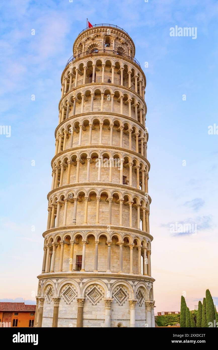 Leaning Tower of Pisa, Italy against blue sunset sky Stock Photo - Alamy