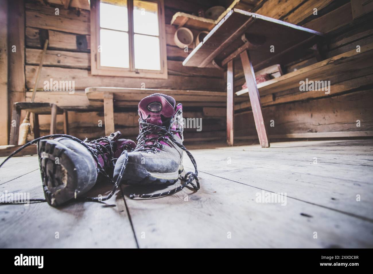 German style chalet hi-res stock photography and images - Alamy