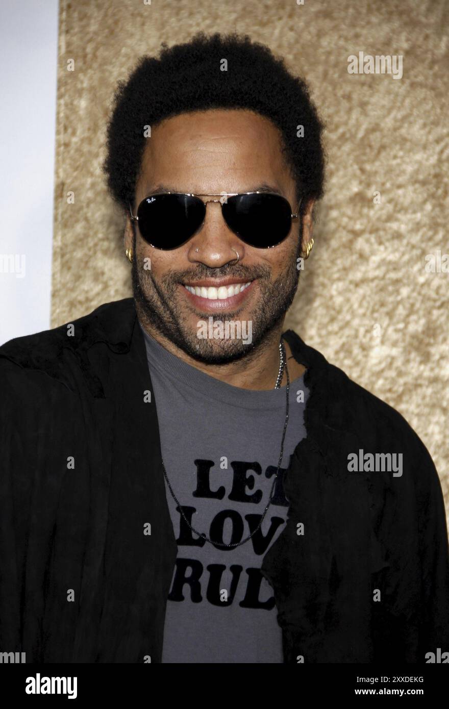 Lenny Kravitz at the HBO's 'Entourage' Season 7 Premiere held at the ...