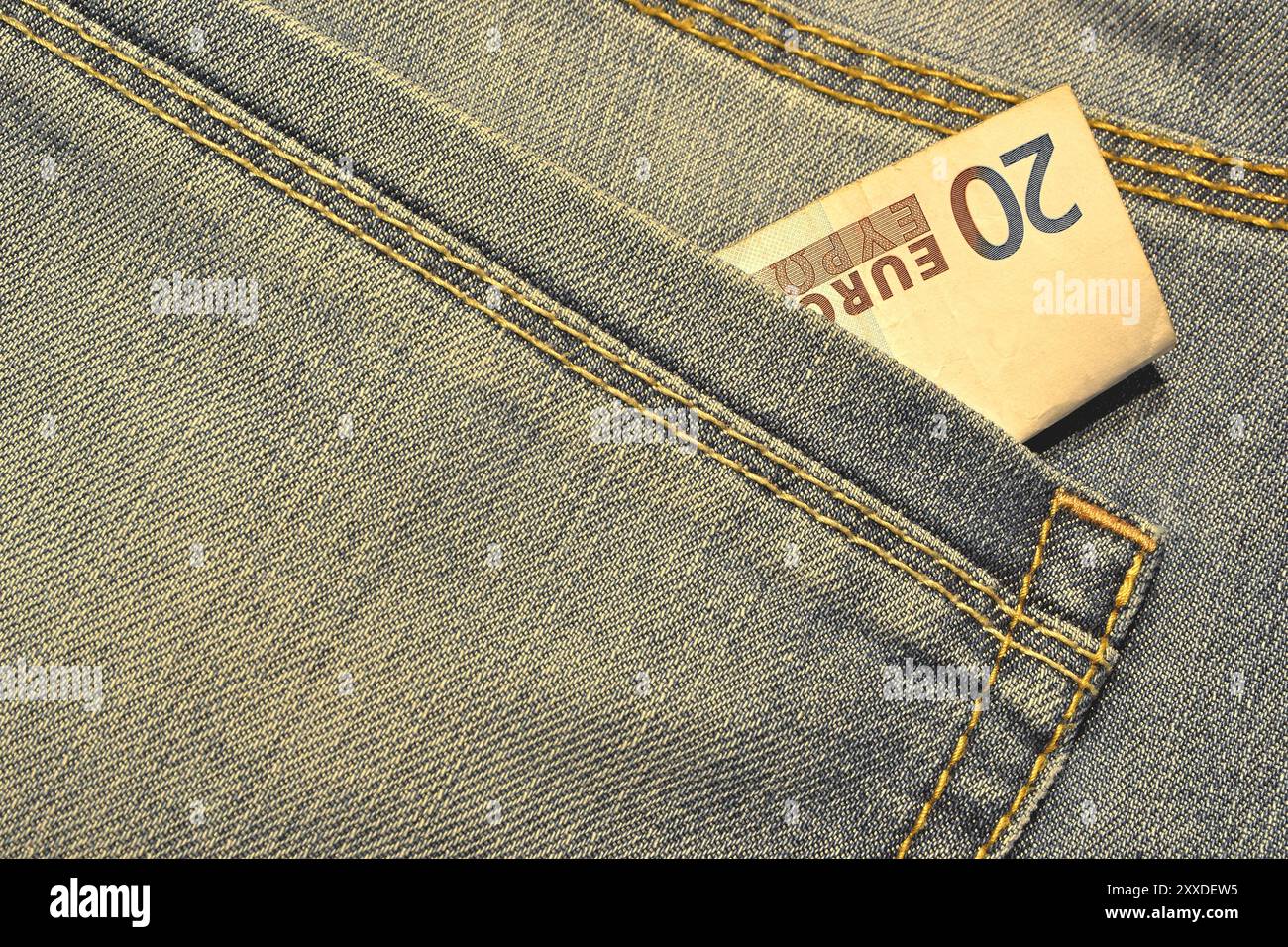 Pocket plant hi-res stock photography and images - Alamy