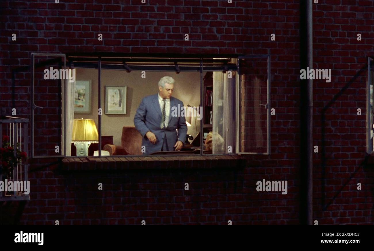 USA. Raymond Burr and Grace Kelly in Rear Window - ((c) Paramount) a 4K ...