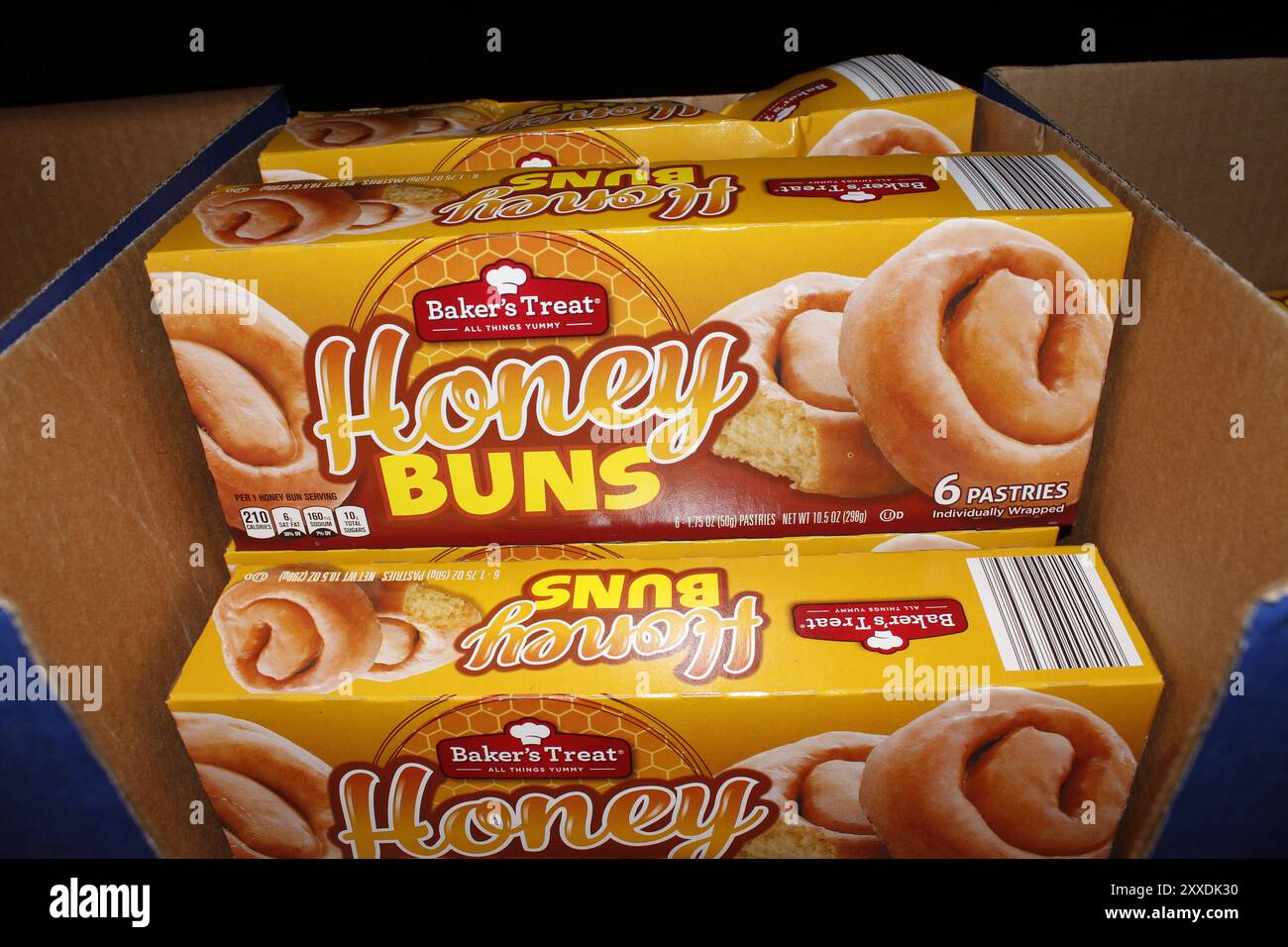 ALDI Baker's Treat Honey Buns in boxes shot closeup on a shelf Stock ...