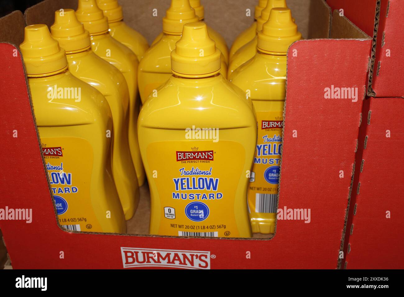 Bottles and food box hi-res stock photography and images - Alamy