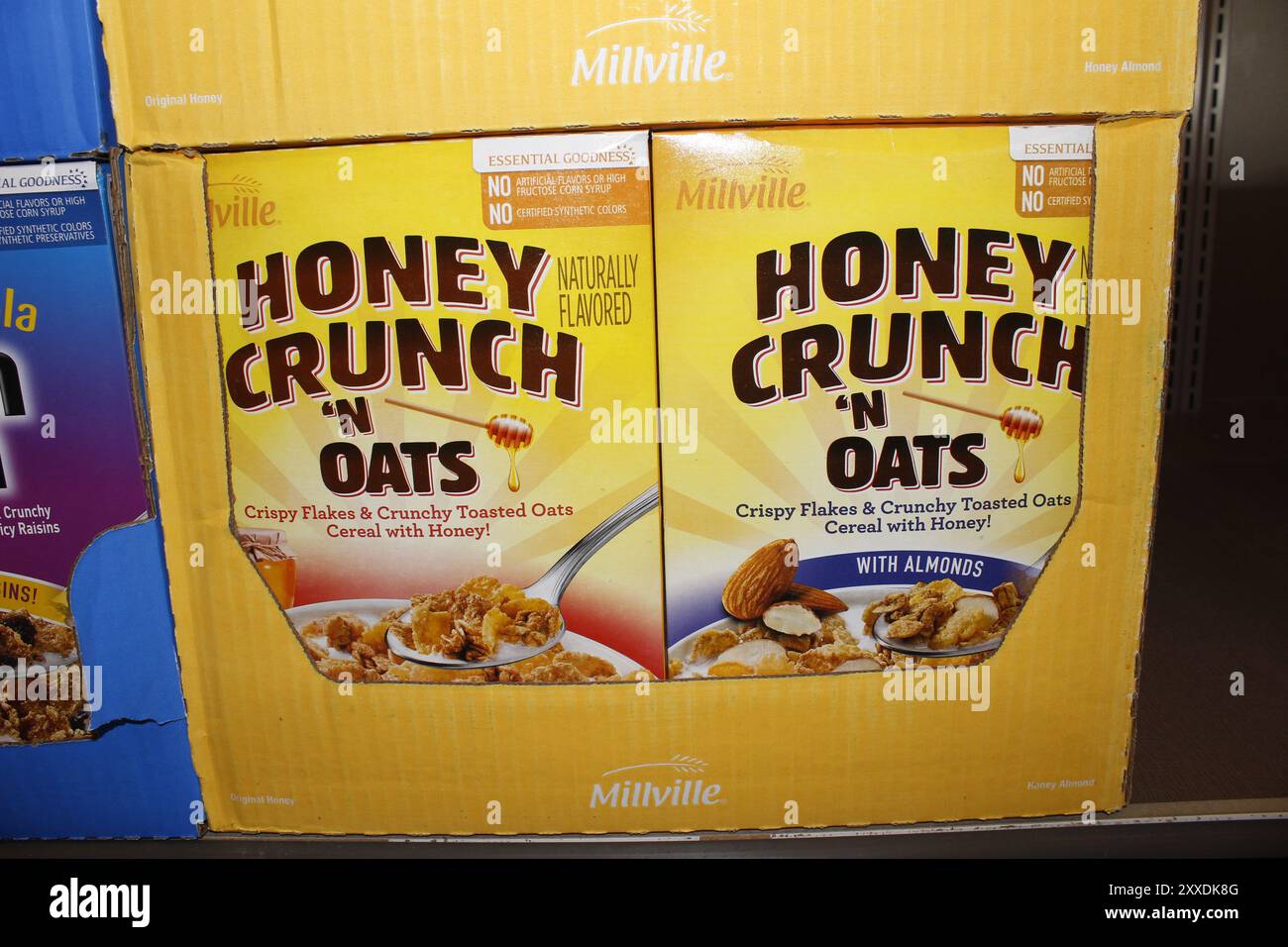 ALDI Millville HONEY CRUNCH N OATS in boxes closeup on a shelf Stock ...
