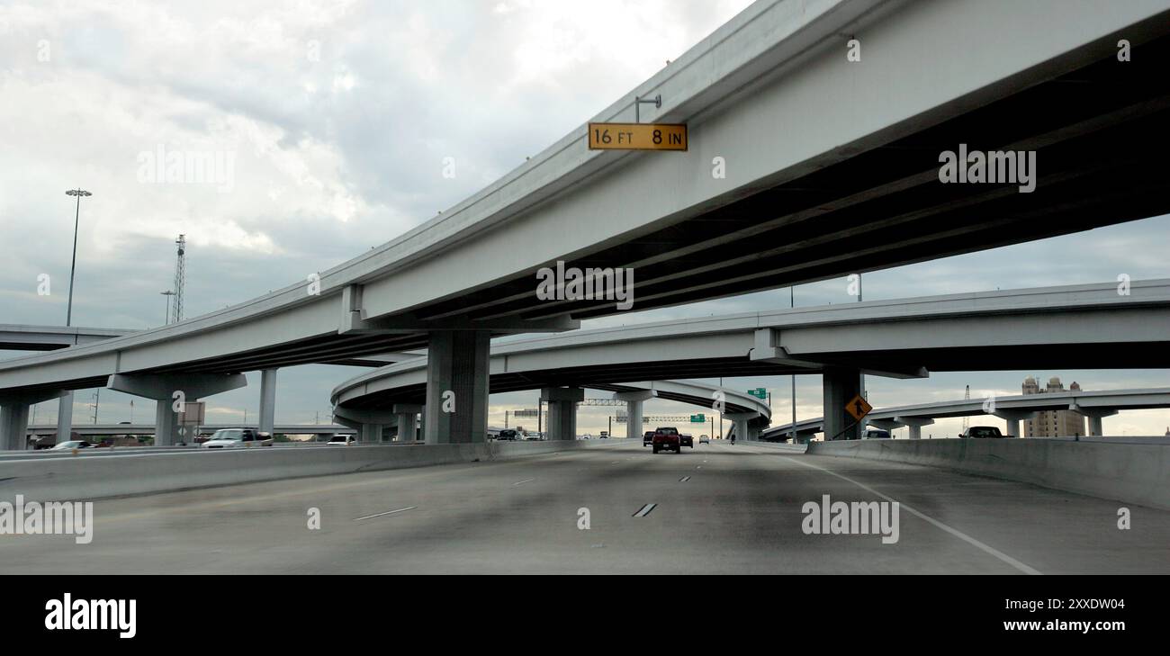 Dallas texas highways hi-res stock photography and images - Alamy