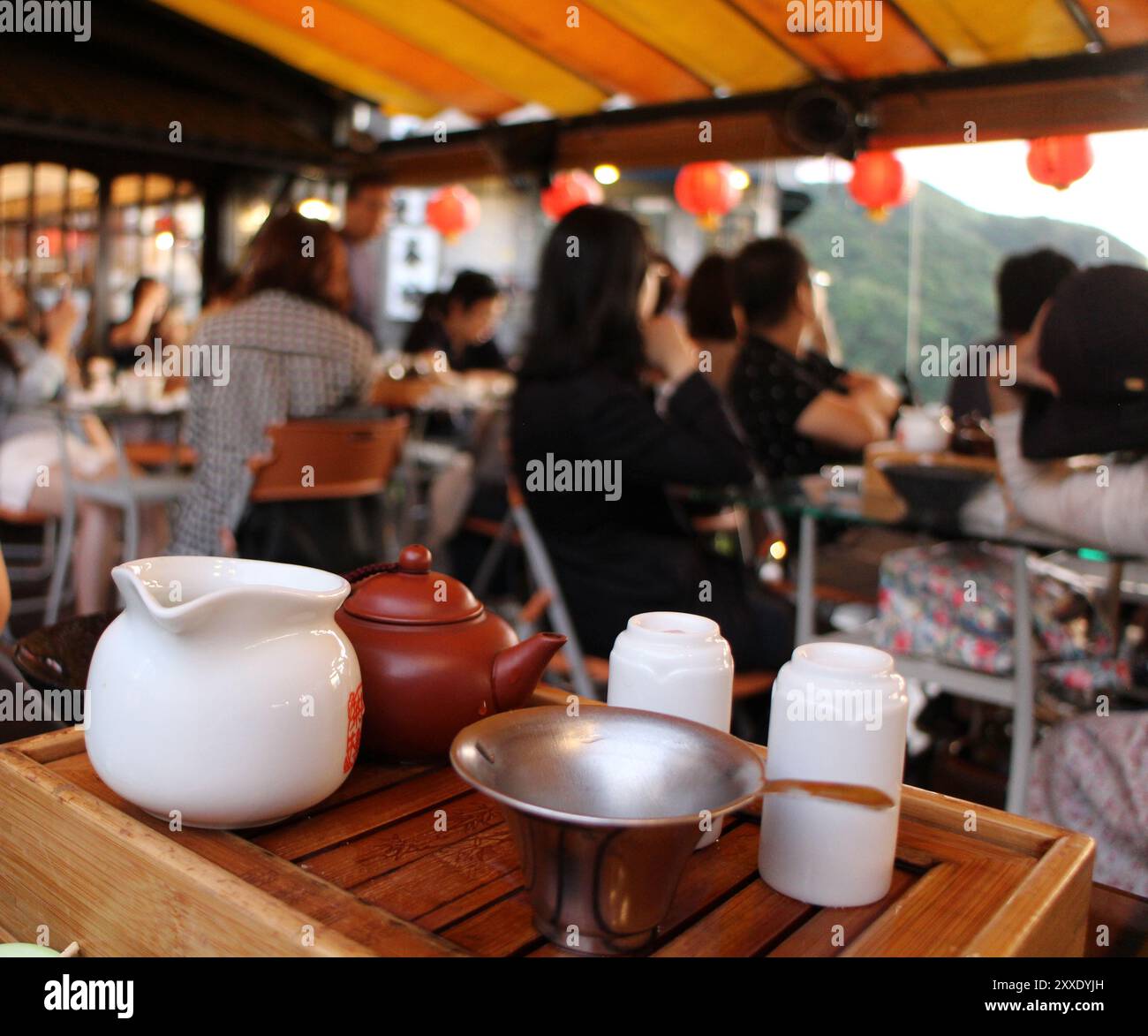 Taiwanese tea set in Jioufen, Taiwan Stock Photo - Alamy