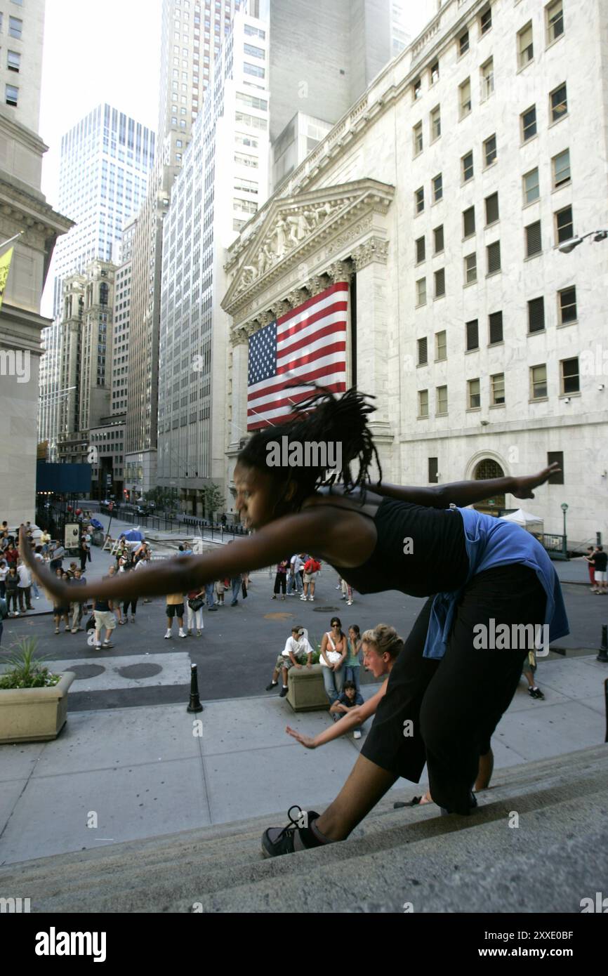 Iconic dance steps hi-res stock photography and images - Alamy