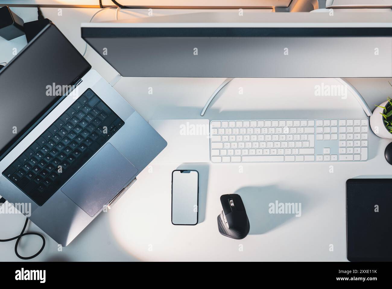 Office equipment from above. Laptop smartphone computer empty screen ...