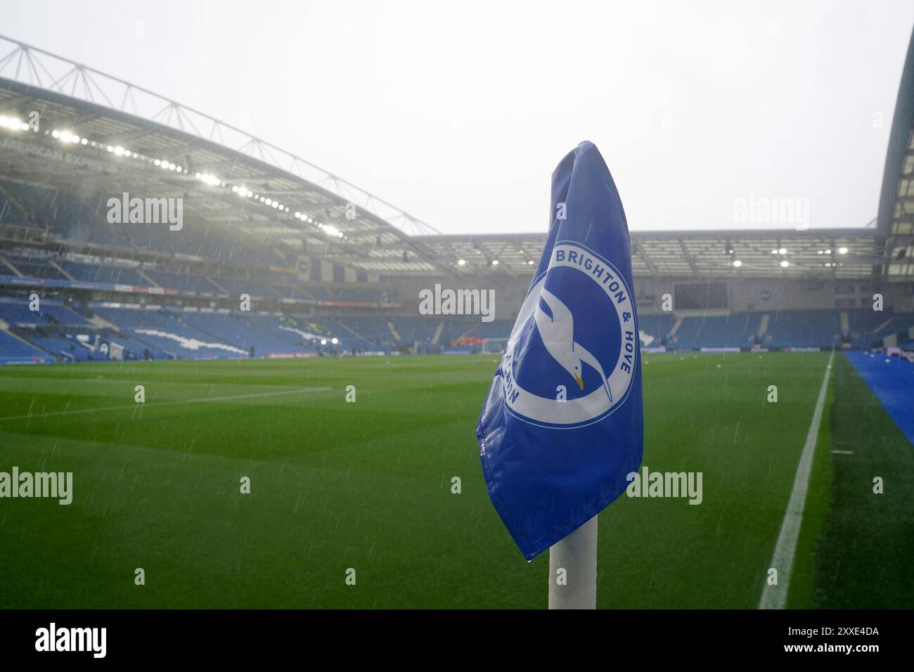 Brighton stadium corner flag hi-res stock photography and images - Alamy