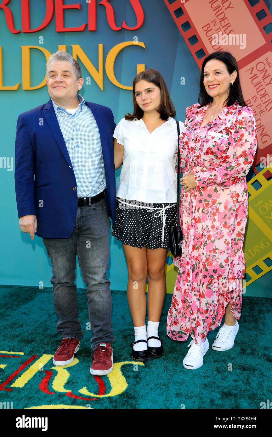 Patton oswalt meredith salenger hi-res stock photography and images - Alamy